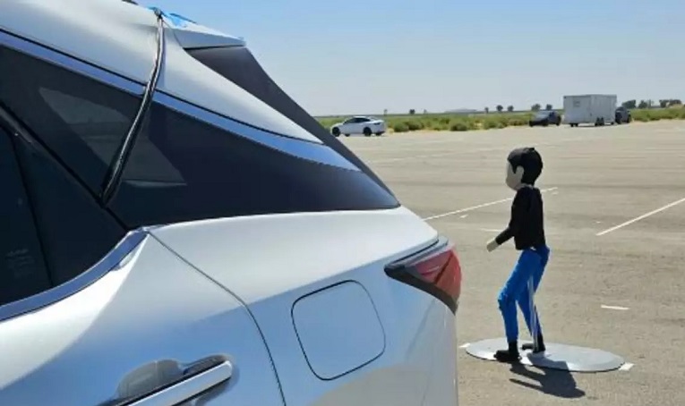 Đừng phó thác số phận cho tính năng phanh khẩn cấp tự động trên ô tô